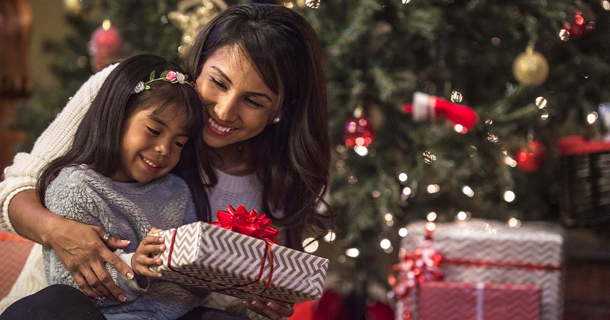 Tips for Your First Holiday Season as a Co-Parent | TalkingParents